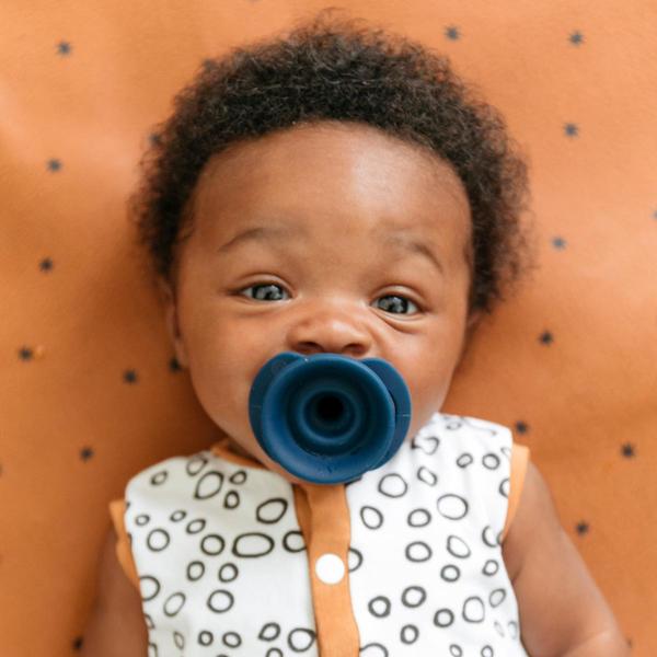 Doddle & Co Pop & Go Teether, Navy — Kent Street Cellars