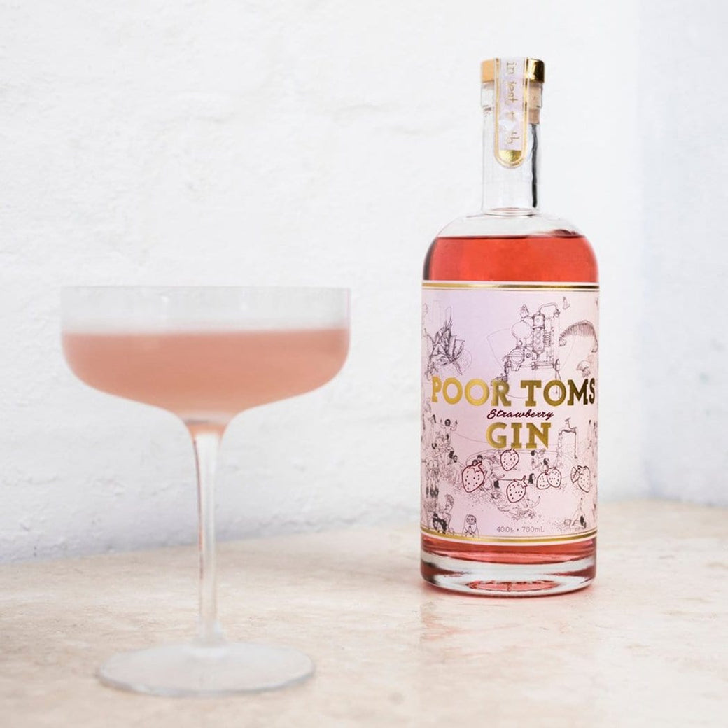 Poor Toms Strawberry Gin 700ml | Kent Street Cellars